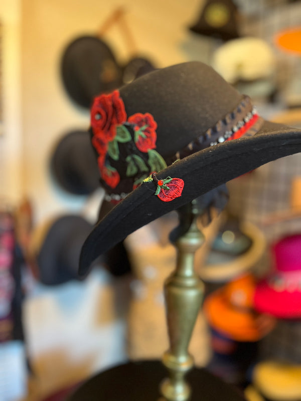 Private Style Session – Haute Heads Hat Bar